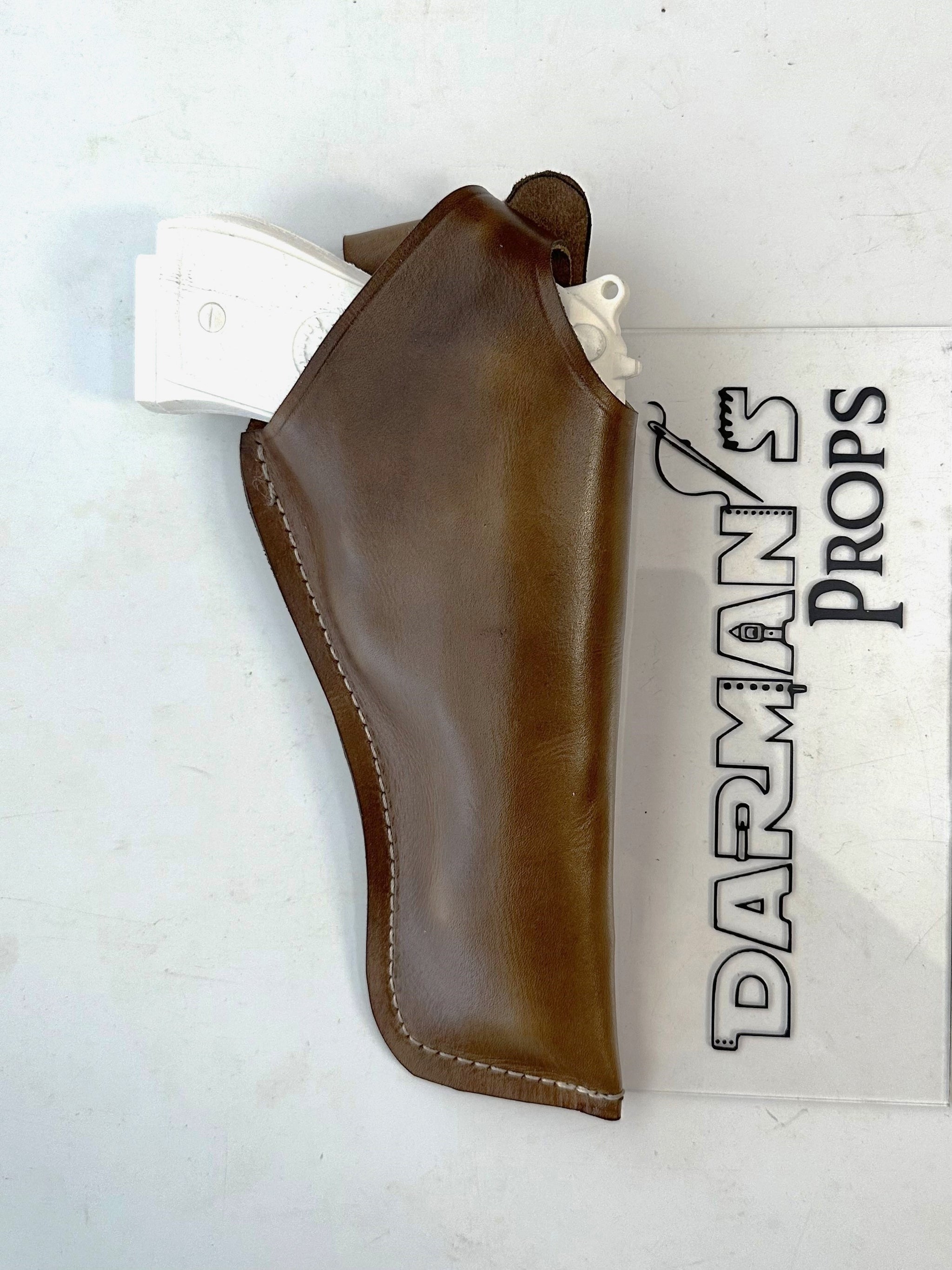 The Last of Us Joel Miller Revolver on the belt Holster – darmansprops